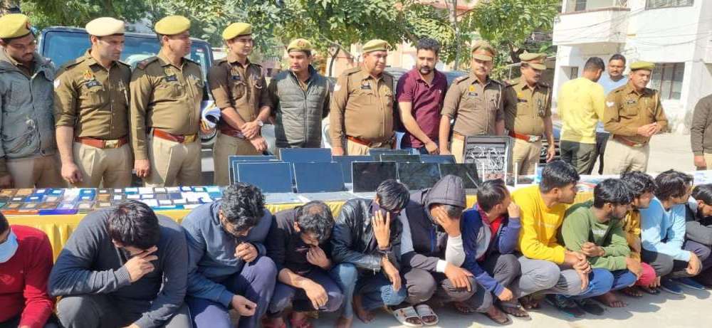 16 arrested for duping people of Rs 400 crore in Dubai - CWN Today